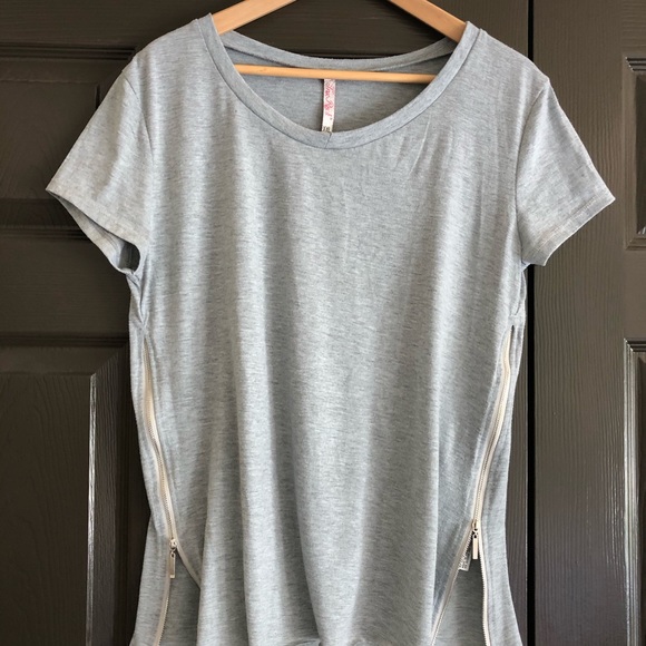 TRUE ROCK | Tops | True Rock Xxl Top Gray | Poshmark